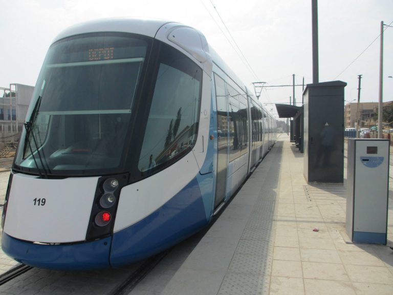 Tramway d’Alger: De nouveaux horaires entrent en vigueur - Les Enjeux Eco